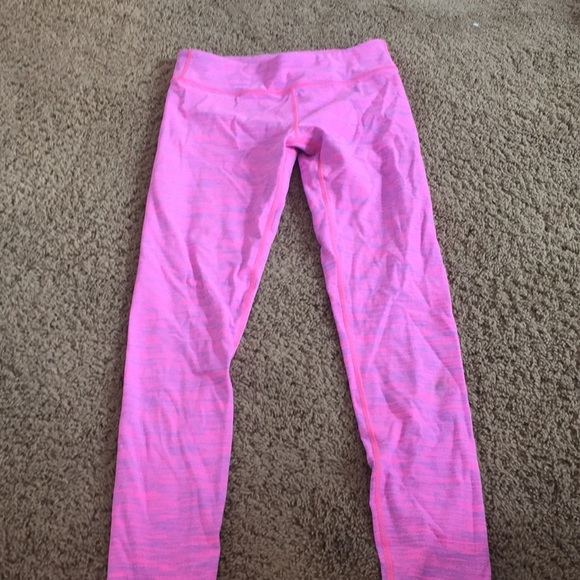 Ivivva | Pants & Jumpsuits | Ivivva Leggings Barely Worn In Amazing ...